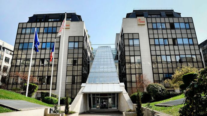 Les négociations s’ouvrent entre direction et représentants des ...